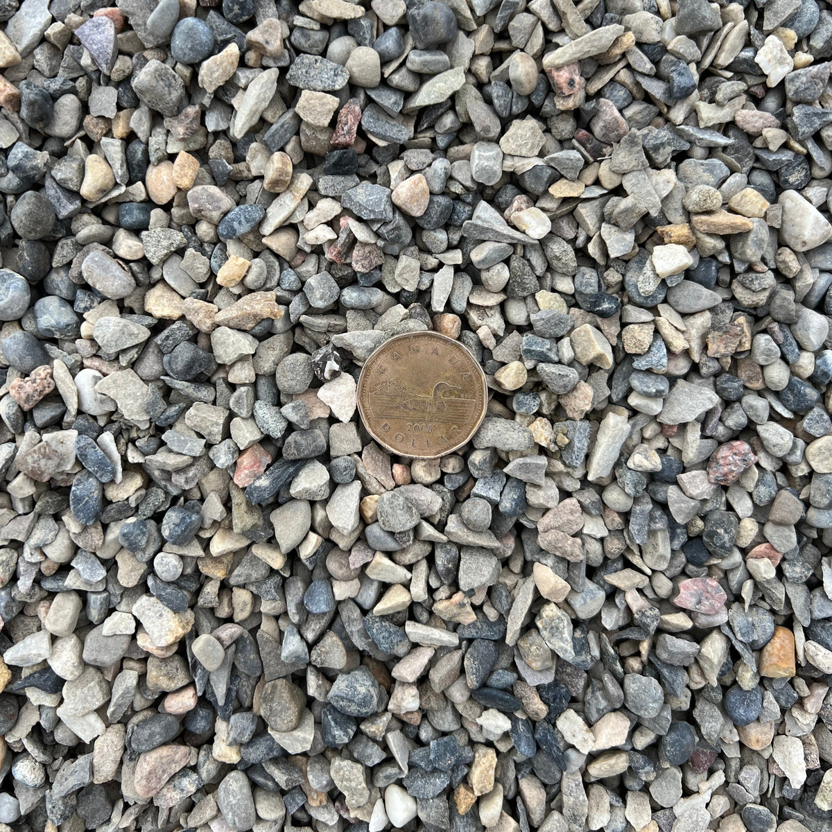 7mm Pickle Mix (Loose) Parking lot Sanding Chips Calgary – Direct Landscape Supply