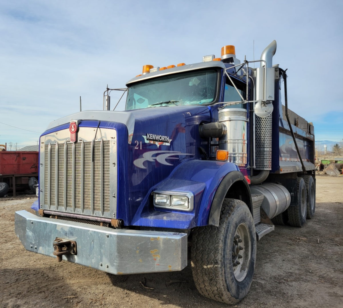 Screen Loam / Top Soil Calgary | Bulk Delivery & Dump Truck Supply ...